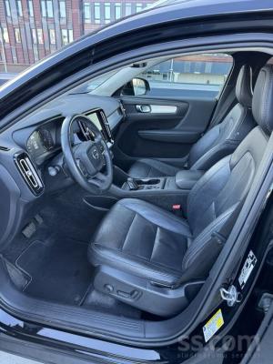 Melns Volvo XC40 2021 Rīga, ar dzinēja tilpumu 2.00 L un nobraukumu 167 tūkst. km par 17900 €, foto 12 vietnē AUTOMOTO.COM.LV