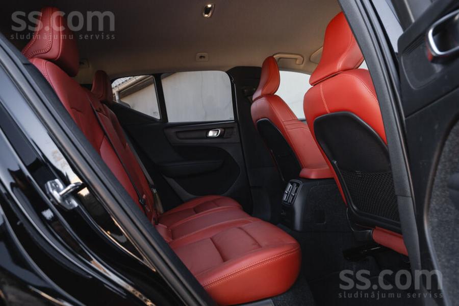 Черный Вольво XC40 2021 в Елгава, объемом двигателя 1.50 л и пробегом 209 тыс. км за 20500 €, фото 14 на AUTOMOTO.COM.LV