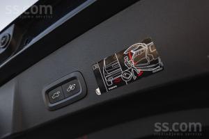 Черный Вольво XC40 2021 в Елгава, объемом двигателя 1.50 л и пробегом 209 тыс. км за 20500 €, фото 16 на AUTOMOTO.COM.LV