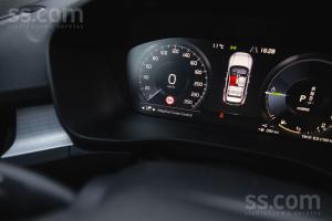 Черный Вольво XC40 2021 в Елгава, объемом двигателя 1.50 л и пробегом 209 тыс. км за 20500 €, фото 19 на AUTOMOTO.COM.LV