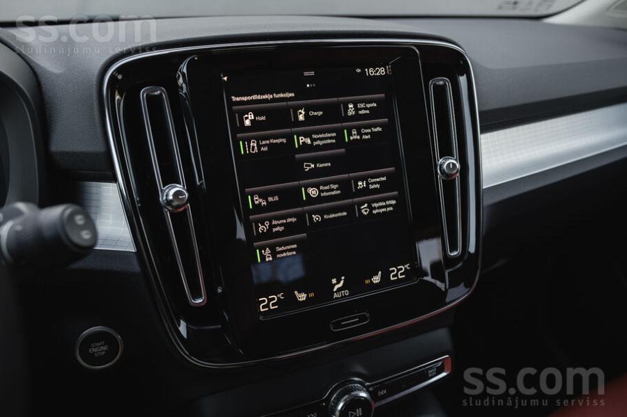 Черный Вольво XC40 2021 в Елгава, объемом двигателя 1.50 л и пробегом 209 тыс. км за 20500 €, фото 21 на AUTOMOTO.COM.LV