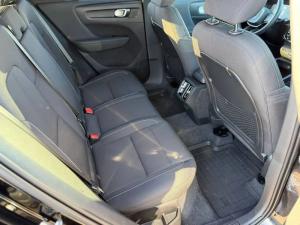 Black Volvo XC40 2021 in Riga, with an engine capacity of 1.50 L and mileage of 163 thousand km for 15000 €, photo 14 on AUTOMOTO.COM.LV