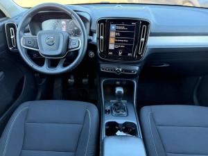 Black Volvo XC40 2021 in Riga, with an engine capacity of 1.50 L and mileage of 163 thousand km for 15000 €, photo 15 on AUTOMOTO.COM.LV