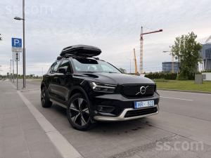Black Volvo XC40 2021 in Riga, with an engine capacity of 1.50 L and mileage of 217 thousand km for 20750 €, photo  on AUTOMOTO.COM.LV