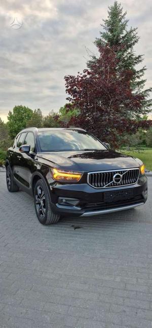 Black Volvo XC40 2021 in Telschi, with an engine capacity of 1.48 L and mileage of 59 thousand km for 24500 €, photo 6 on AUTOMOTO.COM.LV
