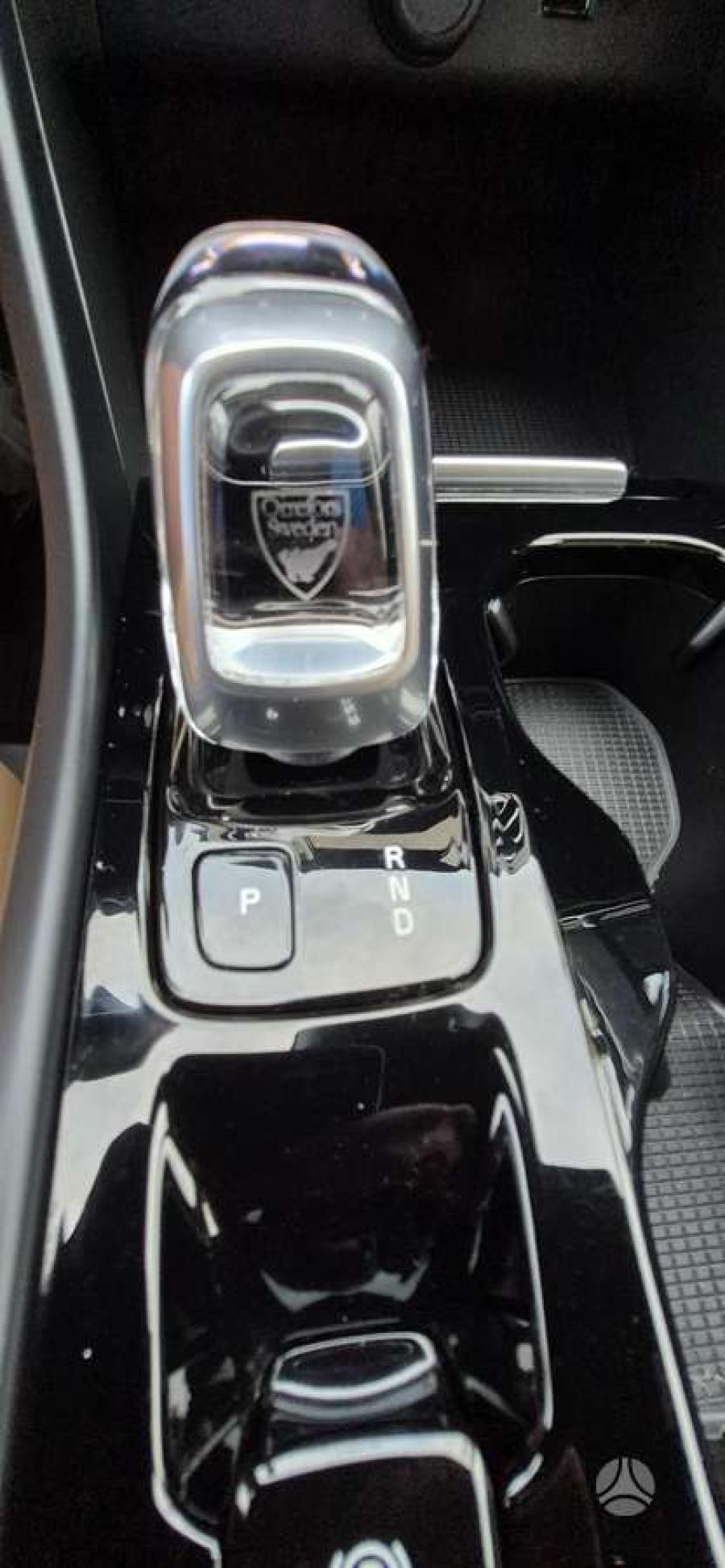 Black Volvo XC40 2021 in Telschi, with an engine capacity of 1.48 L and mileage of 59 thousand km for 24500 €, photo 35 on AUTOMOTO.COM.LV