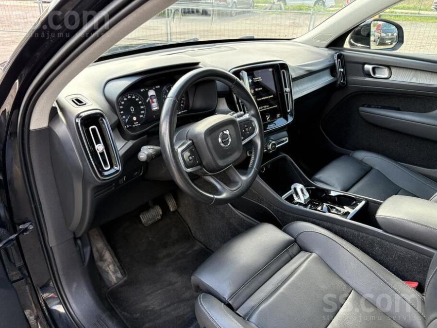 Черный Вольво XC40 2021 в Рига, объемом двигателя 1.50 л и пробегом 70 тыс. км за 28200 €, фото 21 на AUTOMOTO.COM.LV
