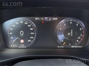 Черный Вольво XC40 2021 в Рига, объемом двигателя 1.50 л и пробегом 70 тыс. км за 28200 €, фото 25 на AUTOMOTO.COM.LV