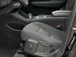 Black Volvo XC40 2021 in Riga, with an engine capacity of 1.50 L and mileage of 83 thousand km for 21600 €, photo 17 on AUTOMOTO.COM.LV