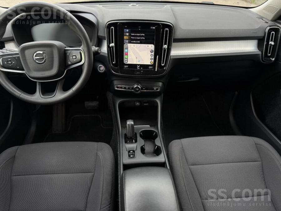 Black Volvo XC40 2021 in Riga, with an engine capacity of 1.50 L and mileage of 83 thousand km for 21600 €, photo 18 on AUTOMOTO.COM.LV