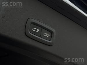 Black Volvo XC40 2021 in Riga, with an engine capacity of 1.50 L and mileage of 83 thousand km for 21600 €, photo 28 on AUTOMOTO.COM.LV