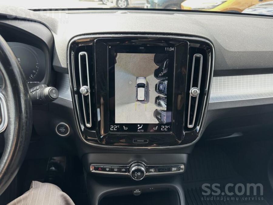 Черный Вольво XC40 2021 в Лиепая, объемом двигателя 1.50 л и пробегом 208 тыс. км за 22900 €, фото 14 на AUTOMOTO.COM.LV