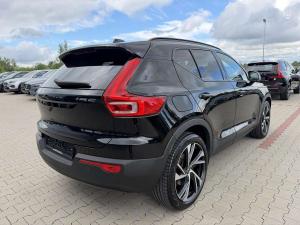 Melns Volvo XC40 2021 Šauļi, ar dzinēja tilpumu 1.48 L un nobraukumu 186 tūkst. km par 23990 €, foto 11 vietnē AUTOMOTO.COM.LV