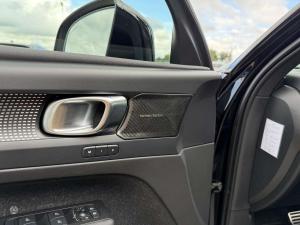 Melns Volvo XC40 2021 Šauļi, ar dzinēja tilpumu 1.48 L un nobraukumu 186 tūkst. km par 23990 €, foto 18 vietnē AUTOMOTO.COM.LV
