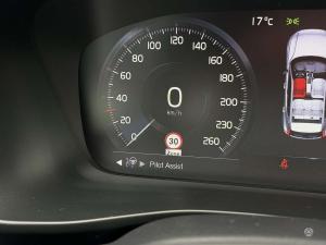 Melns Volvo XC40 2021 Šauļi, ar dzinēja tilpumu 1.48 L un nobraukumu 186 tūkst. km par 23990 €, foto 32 vietnē AUTOMOTO.COM.LV