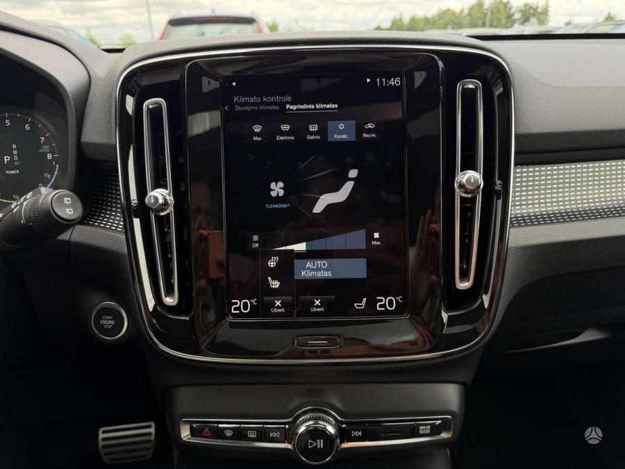 Melns Volvo XC40 2021 Šauļi, ar dzinēja tilpumu 1.48 L un nobraukumu 186 tūkst. km par 23990 €, foto 36 vietnē AUTOMOTO.COM.LV