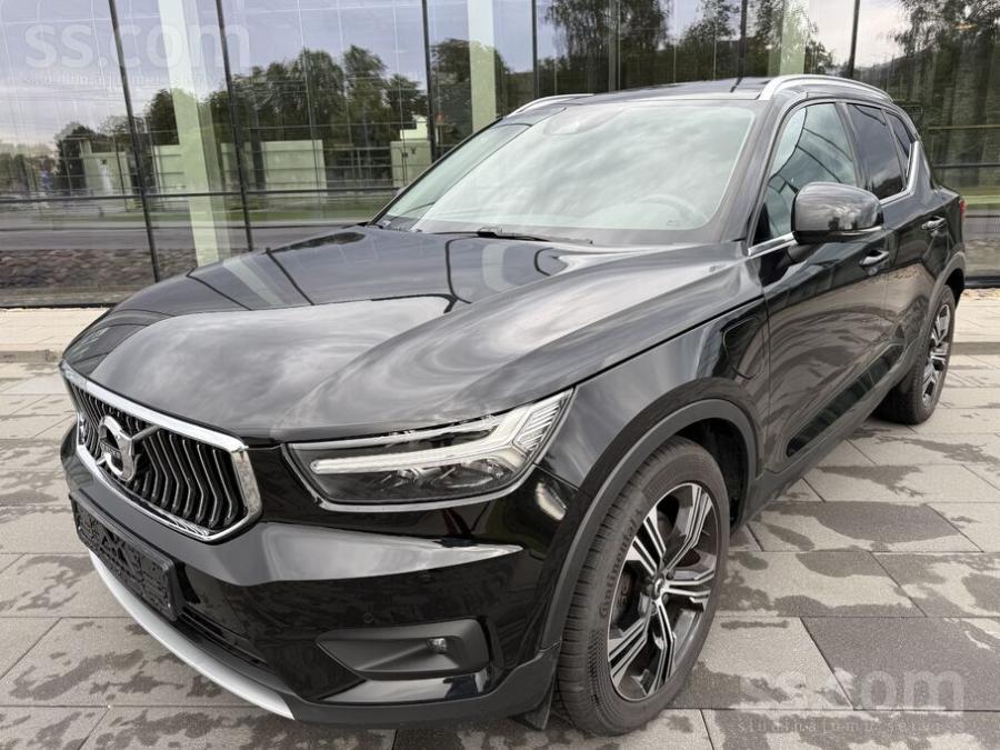 Melns Volvo XC40 2021 Rīga, ar dzinēja tilpumu 1.50 L un nobraukumu 85 tūkst. km par 26900 €, foto 5 vietnē AUTOMOTO.COM.LV