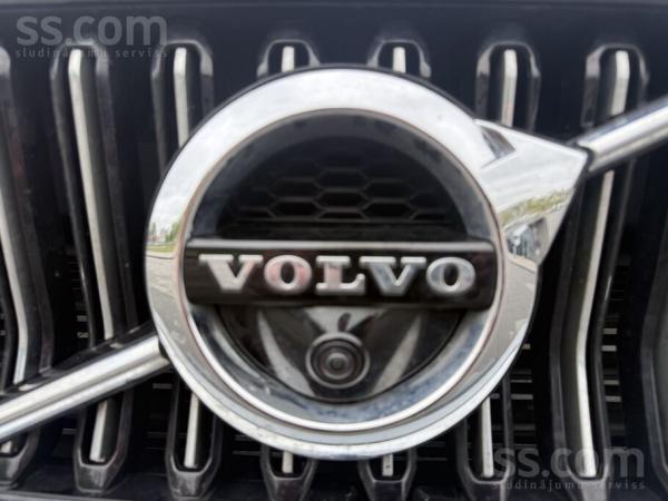 Melns Volvo XC40 2021 Rīga, ar dzinēja tilpumu 1.50 L un nobraukumu 85 tūkst. km par 26900 €, foto 5 vietnē AUTOMOTO.COM.LV