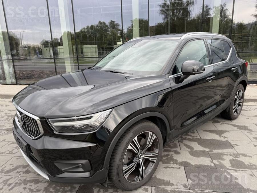 Melns Volvo XC40 2021 Rīga, ar dzinēja tilpumu 1.50 L un nobraukumu 85 tūkst. km par 26900 €, foto 18 vietnē AUTOMOTO.COM.LV
