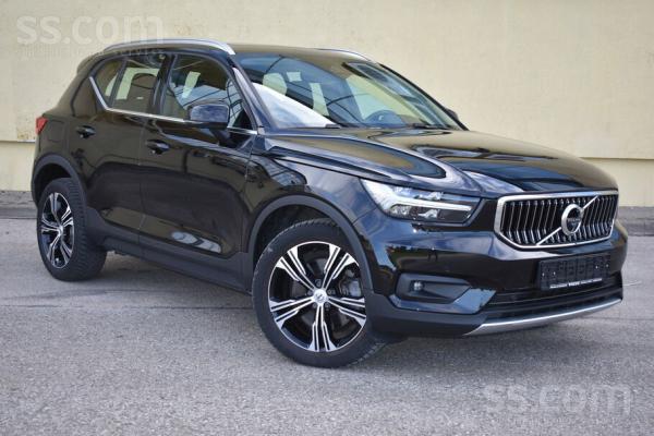 Melns Volvo XC40 2021 Talsi, ar dzinēja tilpumu 1.50 L un nobraukumu 39 tūkst. km par 25500 €, foto 1 vietnē AUTOMOTO.COM.LV