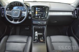 Melns Volvo XC40 2021 Talsi, ar dzinēja tilpumu 1.50 L un nobraukumu 39 tūkst. km par 25500 €, foto 8 vietnē AUTOMOTO.COM.LV