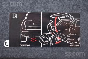Melns Volvo XC40 2021 Talsi, ar dzinēja tilpumu 1.50 L un nobraukumu 39 tūkst. km par 25500 €, foto 13 vietnē AUTOMOTO.COM.LV