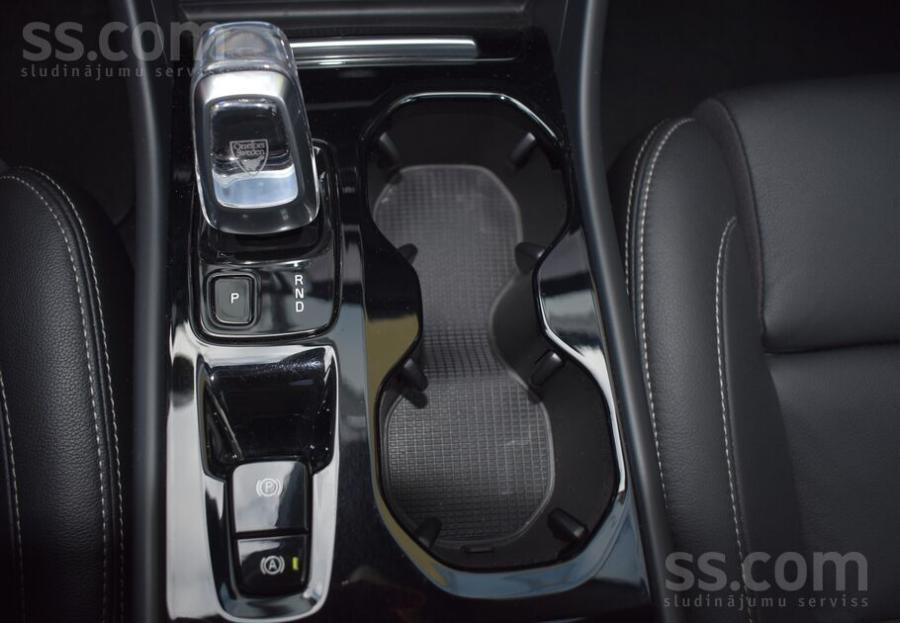 Melns Volvo XC40 2021 Talsi, ar dzinēja tilpumu 1.50 L un nobraukumu 39 tūkst. km par 25500 €, foto 22 vietnē AUTOMOTO.COM.LV