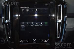 Melns Volvo XC40 2021 Talsi, ar dzinēja tilpumu 1.50 L un nobraukumu 39 tūkst. km par 25500 €, foto 23 vietnē AUTOMOTO.COM.LV