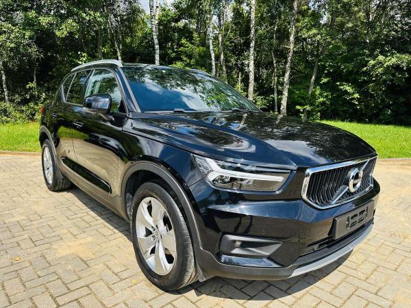 Black Volvo XC40 2021 in Kaunas, with an engine capacity of 1.97 L and mileage of 110 thousand km for 19850 €, photo 1 on AUTOMOTO.COM.LV