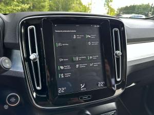 Black Volvo XC40 2021 in Kaunas, with an engine capacity of 1.97 L and mileage of 110 thousand km for 19850 €, photo 24 on AUTOMOTO.COM.LV