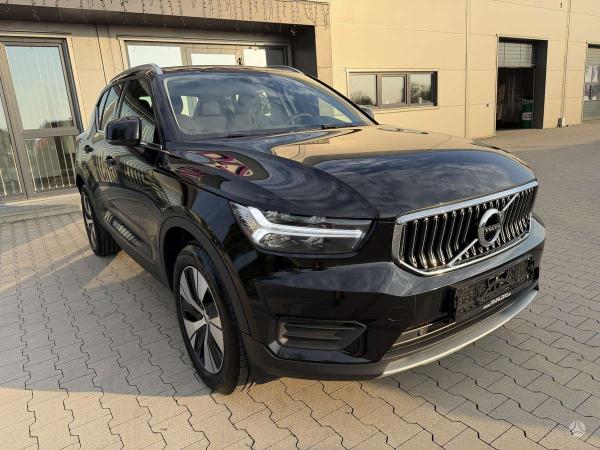 Черный Вольво XC40 2021 в Шяуляй, объемом двигателя 1.48 л и пробегом 189 тыс. км за 18990 €, фото 5 на AUTOMOTO.COM.LV