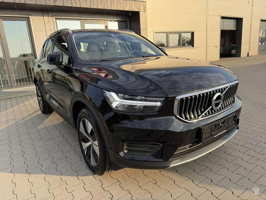 Черный Вольво XC40 2021 в Шяуляй, объемом двигателя 1.48 л и пробегом 189 тыс. км за 18990 €, фото 6 на AUTOMOTO.COM.LV