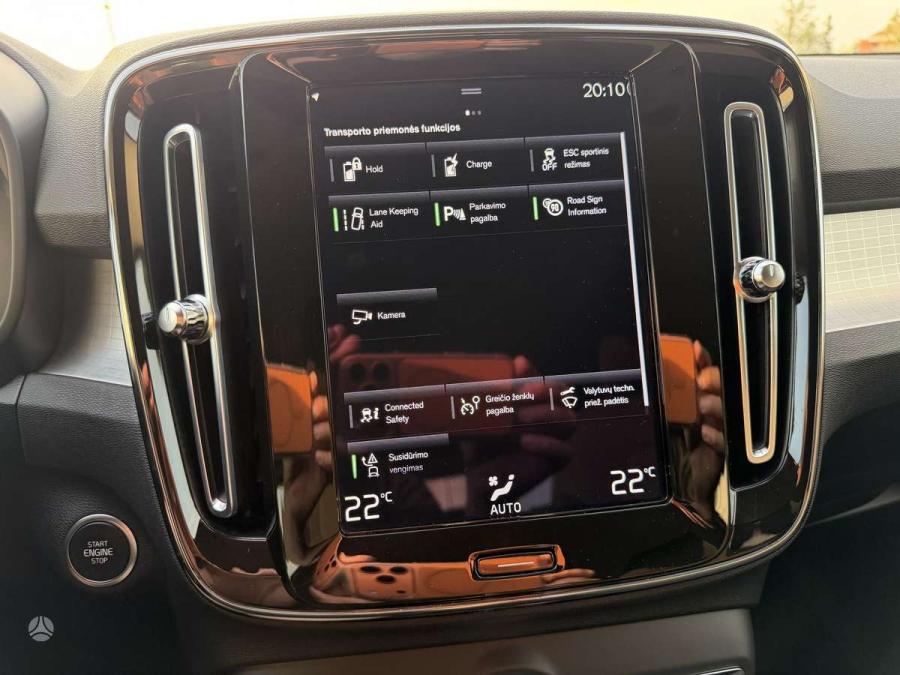Черный Вольво XC40 2021 в Шяуляй, объемом двигателя 1.48 л и пробегом 189 тыс. км за 18990 €, фото 24 на AUTOMOTO.COM.LV
