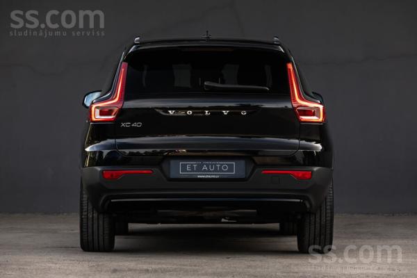 Melns Volvo XC40 2021 Jelgava, ar dzinēja tilpumu 1.50 L un nobraukumu 198 tūkst. km par 20000 €, foto 9 vietnē AUTOMOTO.COM.LV