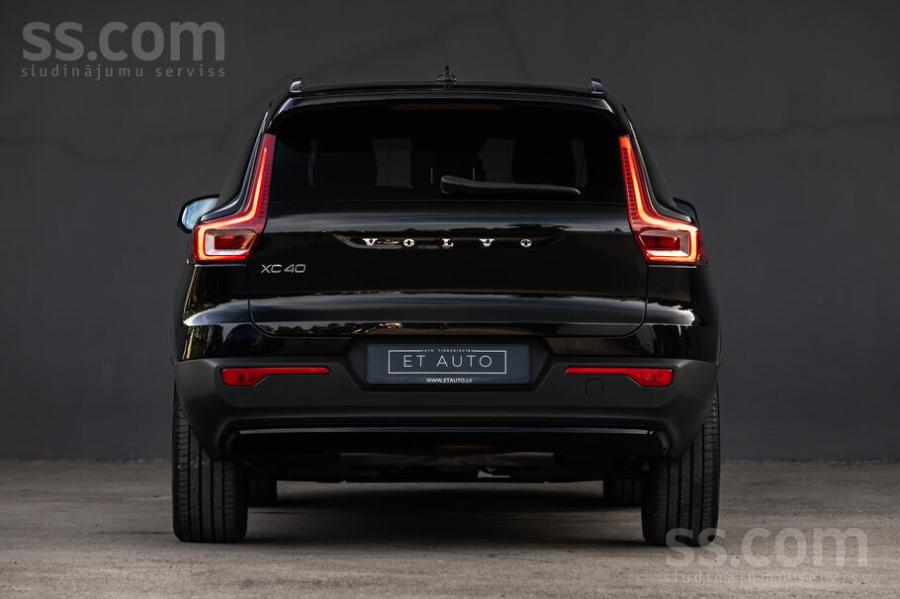 Melns Volvo XC40 2021 Jelgava, ar dzinēja tilpumu 1.50 L un nobraukumu 198 tūkst. km par 20000 €, foto 10 vietnē AUTOMOTO.COM.LV