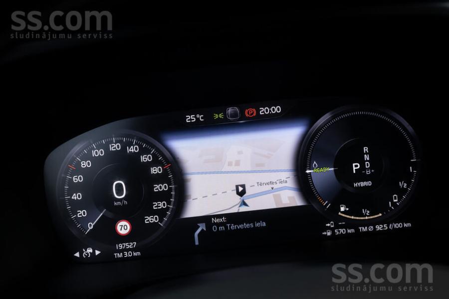 Melns Volvo XC40 2021 Jelgava, ar dzinēja tilpumu 1.50 L un nobraukumu 198 tūkst. km par 20000 €, foto 23 vietnē AUTOMOTO.COM.LV