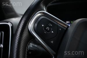Melns Volvo XC40 2021 Jelgava, ar dzinēja tilpumu 1.50 L un nobraukumu 198 tūkst. km par 20000 €, foto 24 vietnē AUTOMOTO.COM.LV