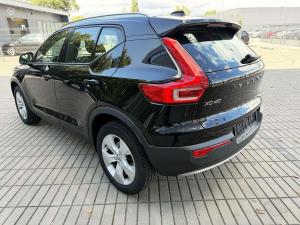 Black Volvo XC40 2021 in Kaunas, with an engine capacity of 1.48 L and mileage of 224 thousand km for 16900 €, photo 5 on AUTOMOTO.COM.LV