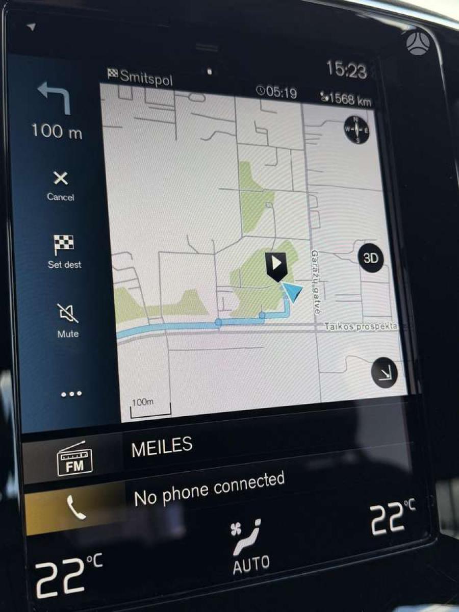 Black Volvo XC40 2021 in Kaunas, with an engine capacity of 1.48 L and mileage of 224 thousand km for 16900 €, photo 13 on AUTOMOTO.COM.LV