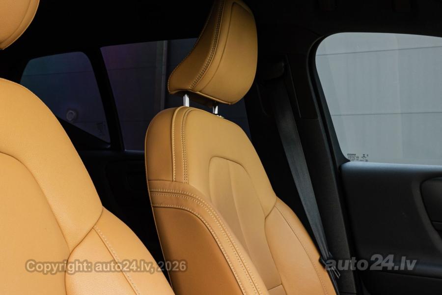 Черный Вольво XC40 2021 в Таллин, объемом двигателя 2.00 л и пробегом 111 тыс. км за 31900 €, фото 14 на AUTOMOTO.COM.LV