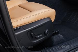 Черный Вольво XC40 2021 в Таллин, объемом двигателя 2.00 л и пробегом 111 тыс. км за 31900 €, фото 15 на AUTOMOTO.COM.LV