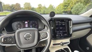Melns Volvo XC40 2021 Viļņa, ar dzinēja tilpumu 1.97 L un nobraukumu 80 tūkst. km par 28700 €, foto 6 vietnē AUTOMOTO.COM.LV