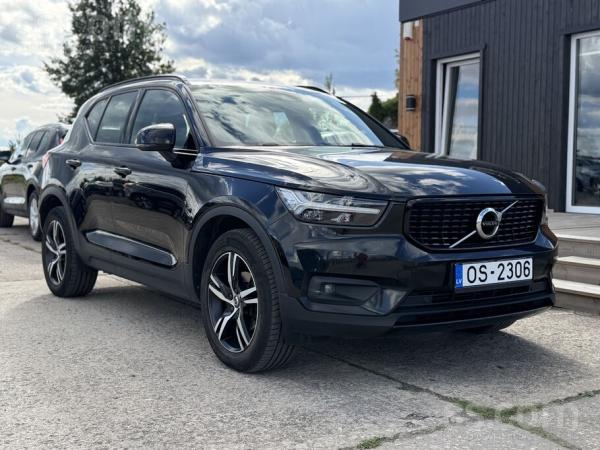 Melns Volvo XC40 2021 Rīga, ar dzinēja tilpumu 2.00 L un nobraukumu 213 tūkst. km par 19500 €, foto 1 vietnē AUTOMOTO.COM.LV