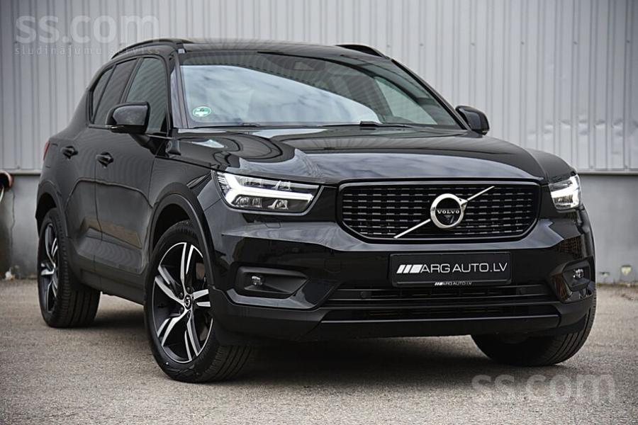 Black Volvo XC40 2021 in Tukums, with an engine capacity of 1.50 L and mileage of 109 thousand km for 21490 €, photo 1 on AUTOMOTO.COM.LV