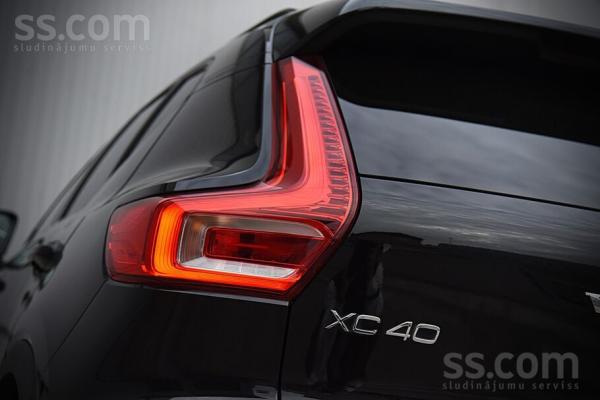Melns Volvo XC40 2021 Tukums, ar dzinēja tilpumu 1.50 L un nobraukumu 109 tūkst. km par 21490 €, foto 7 vietnē AUTOMOTO.COM.LV