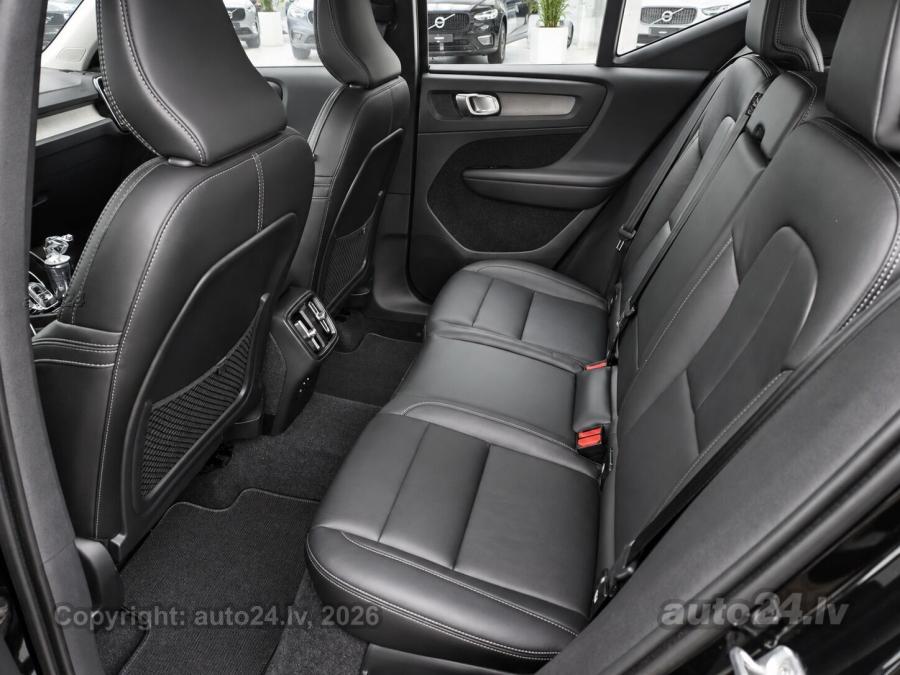 Черный Вольво XC40 2021 в Таллин, объемом двигателя 2.00 л и пробегом 197 тыс. км за 17900 €, фото 11 на AUTOMOTO.COM.LV