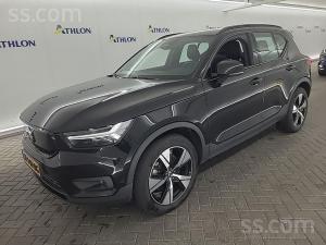 Черный Вольво XC40 2021 в Огре, объемом двигателя 2.00 л и пробегом 146 тыс. км за 24470 €, фото 4 на AUTOMOTO.COM.LV