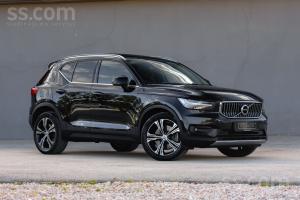 Melns Volvo XC40 2021 Jelgava, ar dzinēja tilpumu 1.50 L un nobraukumu 192 tūkst. km par 19500 €, foto 4 vietnē AUTOMOTO.COM.LV