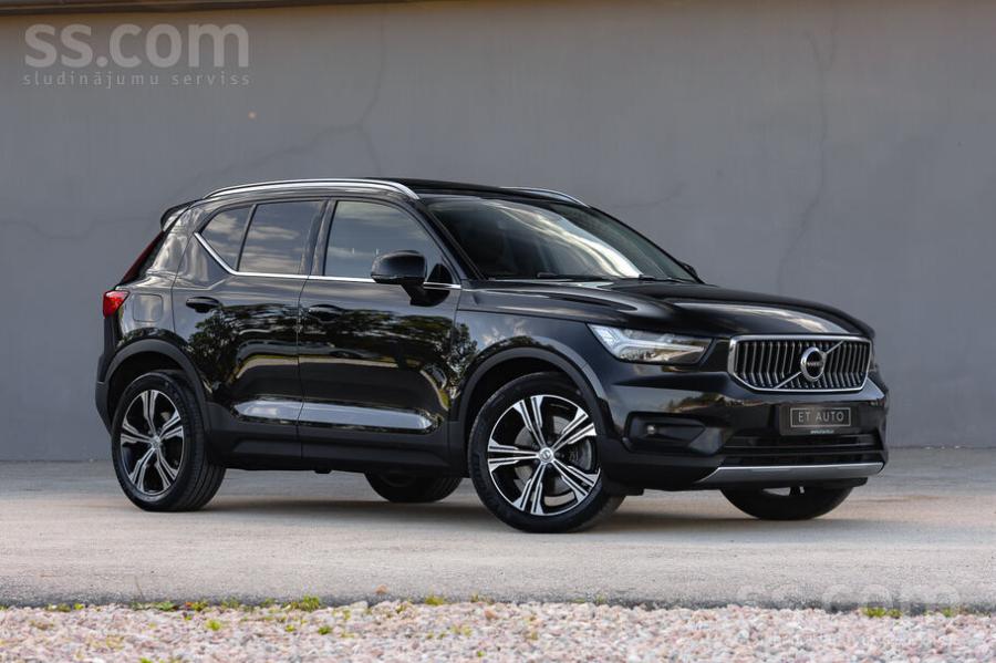 Melns Volvo XC40 2021 Jelgava, ar dzinēja tilpumu 1.50 L un nobraukumu 192 tūkst. km par 19500 €, foto 4 vietnē AUTOMOTO.COM.LV