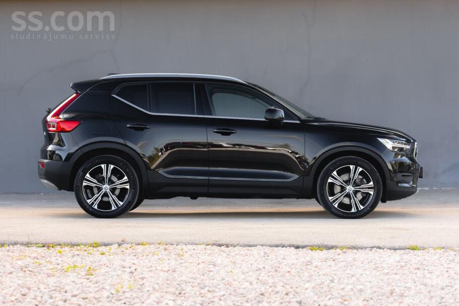 Melns Volvo XC40 2021 Jelgava, ar dzinēja tilpumu 1.50 L un nobraukumu 192 tūkst. km par 19500 €, foto 5 vietnē AUTOMOTO.COM.LV